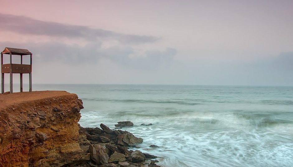 Cape Monze Beach Karachi • Mount Travel Guide